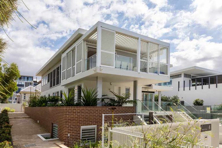 Bronte Beach duplex with spacious attics | Edifice Design - Architects ...